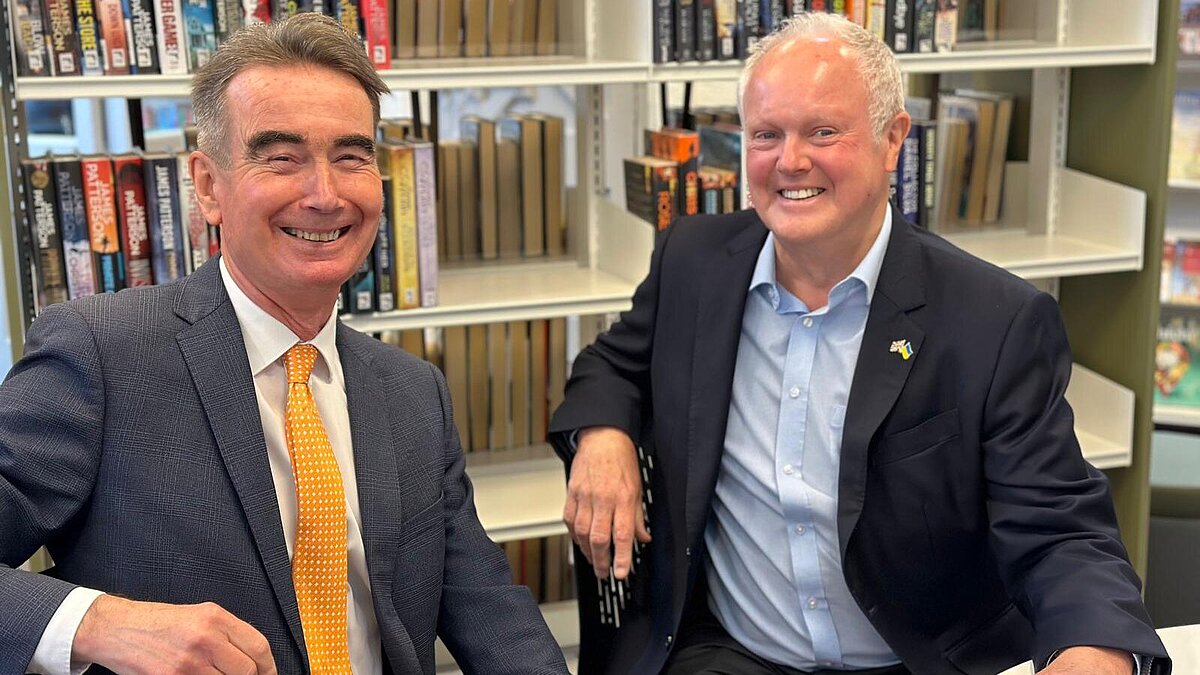 New Twyford Library opens its doors - Wokingham Liberal Democrats